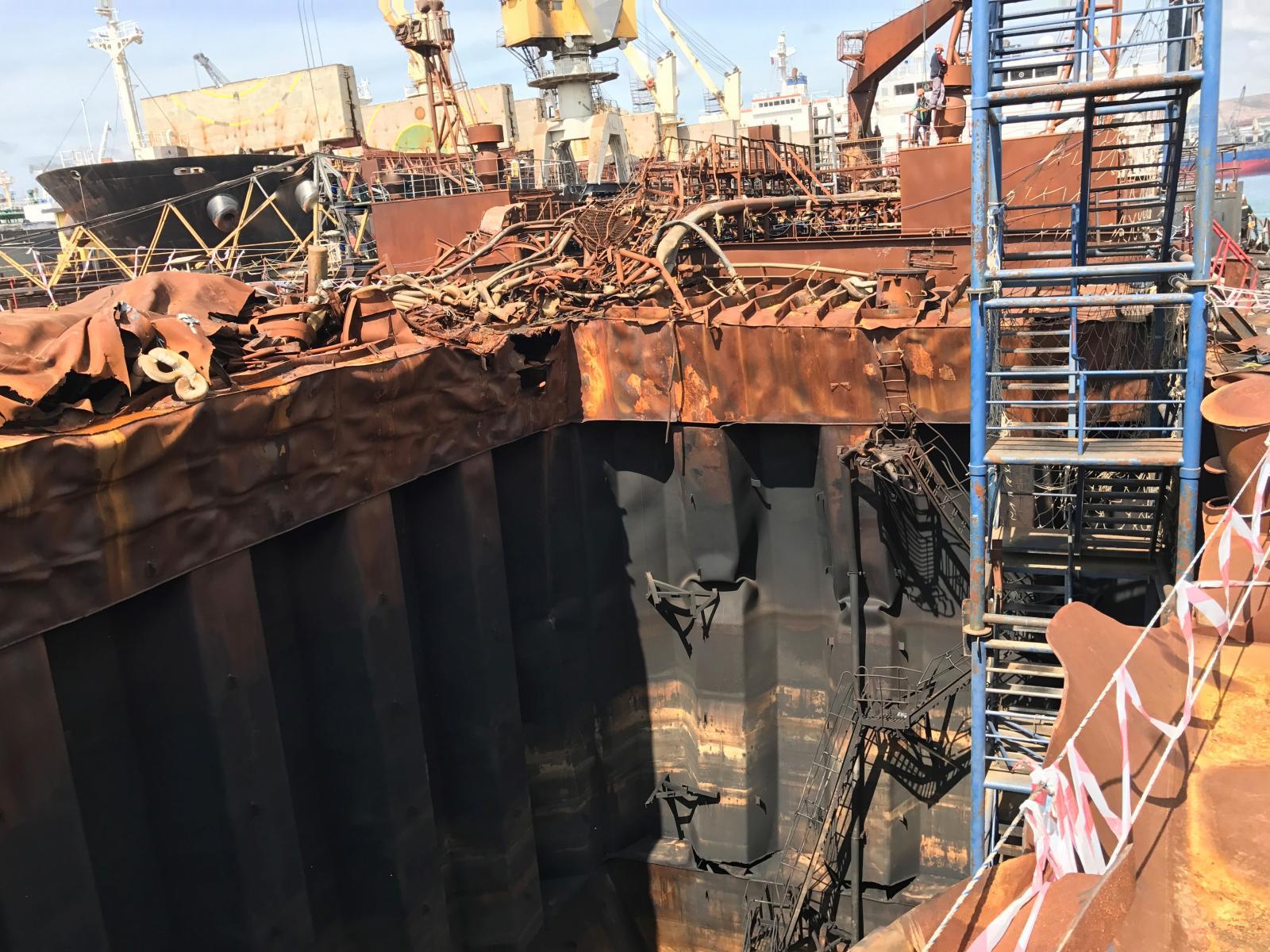 Chemical / Oil Tanker Explosion in Cargo Tanks - Evdemon & Partners