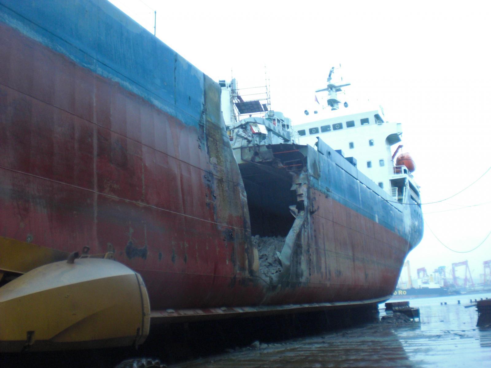 General Cargo Vessel - Major Collision - Evdemon & Partners